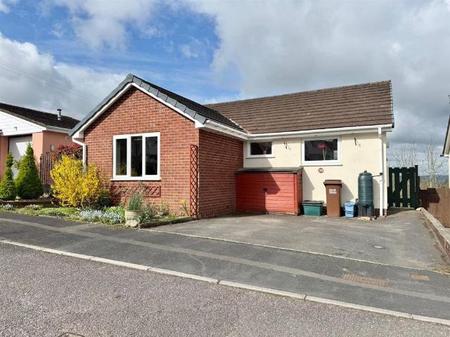 2 bedroom house for sale