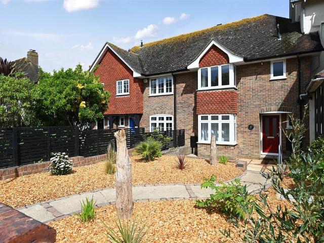 2 bedroom house for sale