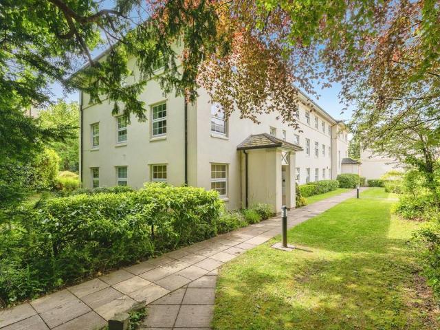 2 bedroom house for sale