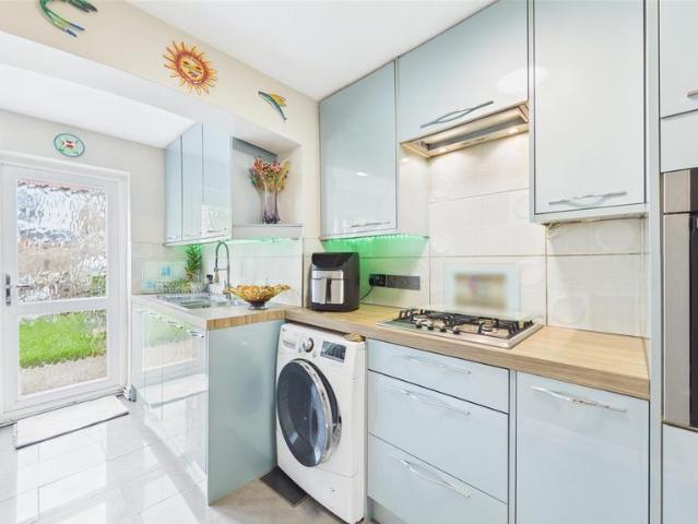 2 bedroom house for sale