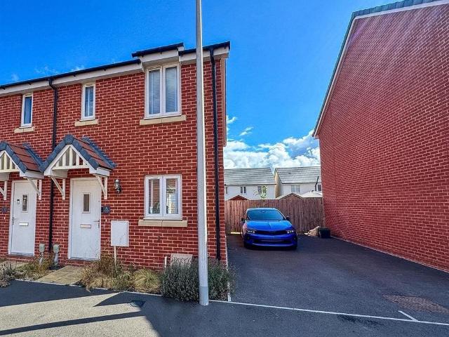 2 bedroom house for sale