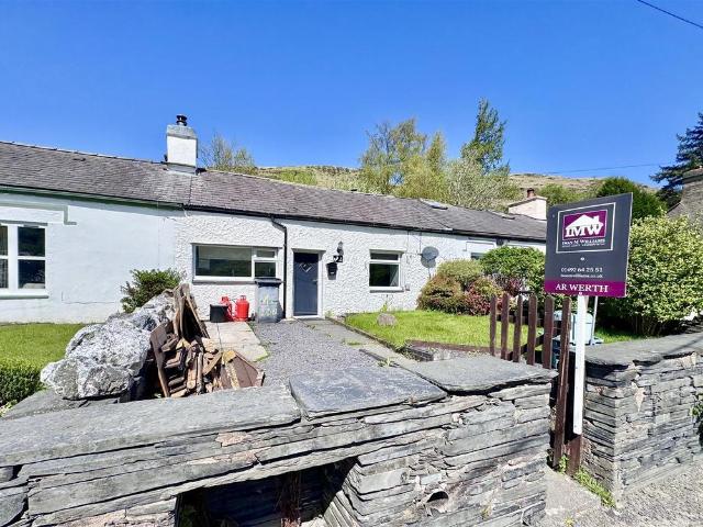 2 bedroom house for sale