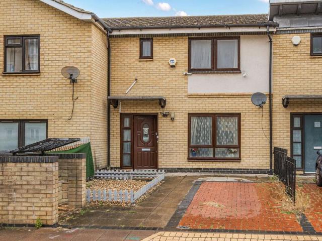 2 bedroom house for sale