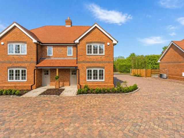2 bedroom house for sale