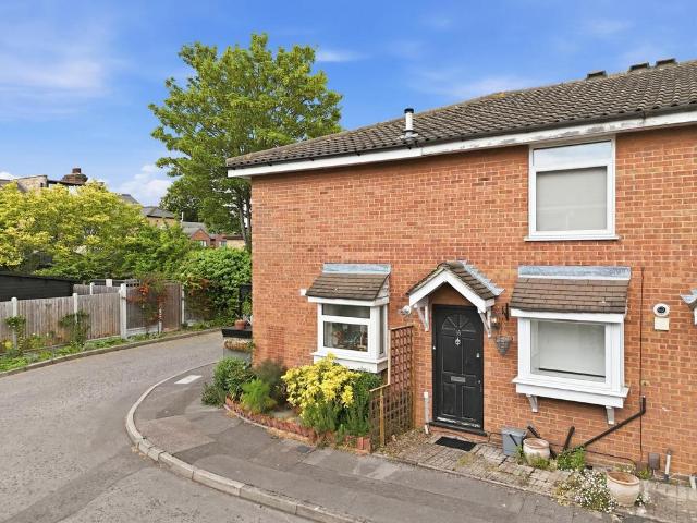 2 bedroom house for sale