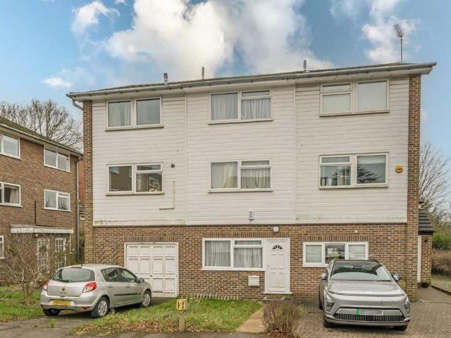 2 bedroom house for sale
