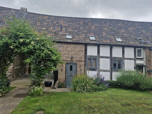 2 bedroom house for sale