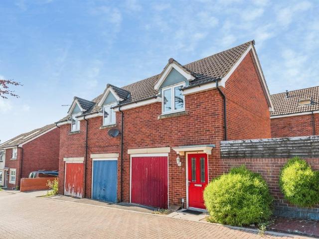 2 bedroom house for sale