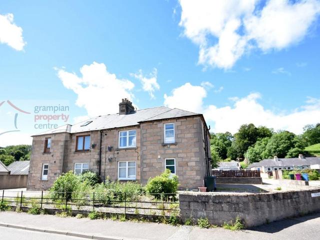 2 bedroom house for sale