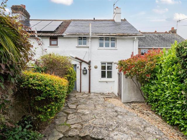 2 bedroom house for sale