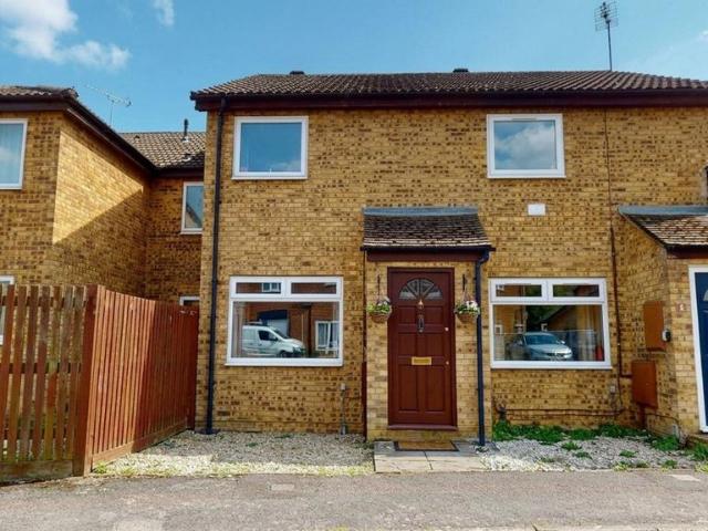 2 bedroom house for sale