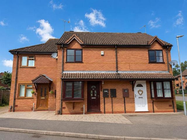 2 bedroom townhouse for sale