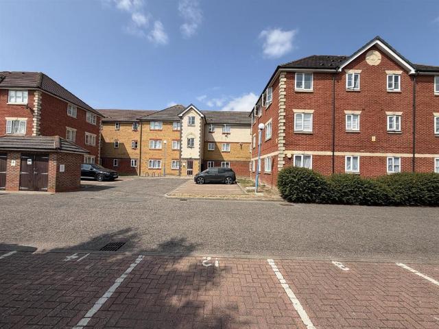 2 bedroom house for sale