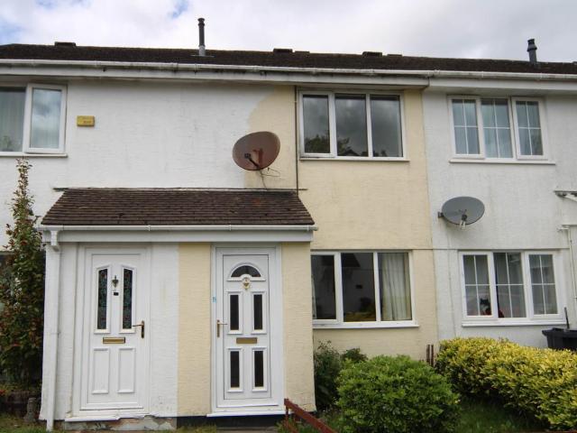 2 bedroom house for sale