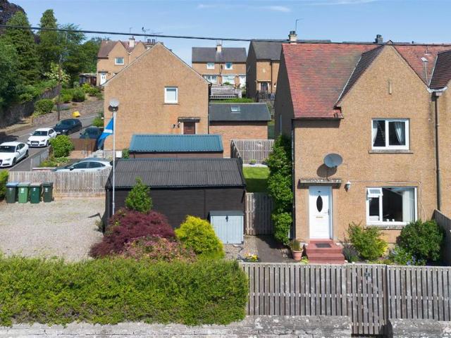 2 bedroom house for sale