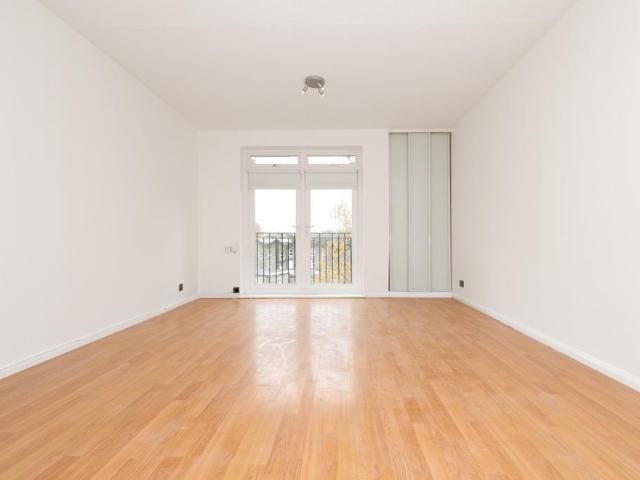 2 bedroom house for sale