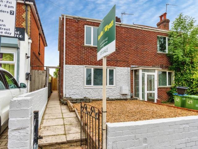 2 bedroom house for sale