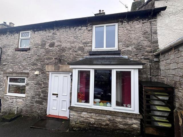 2 bedroom house for sale