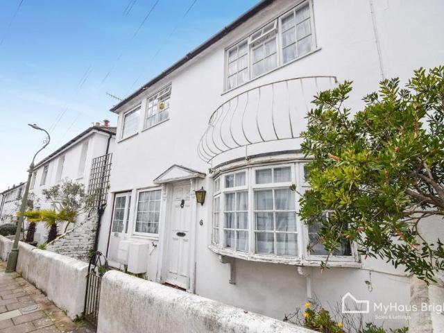 2 bedroom house for sale