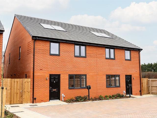 2 bedroom house for sale