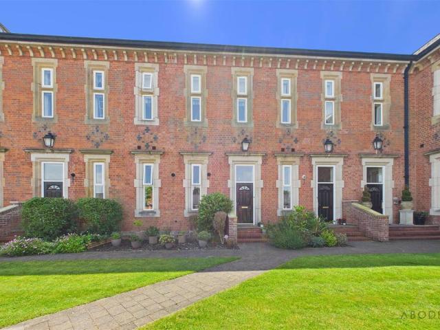 2 bedroom house for sale