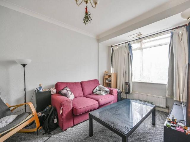 2 bedroom house for sale