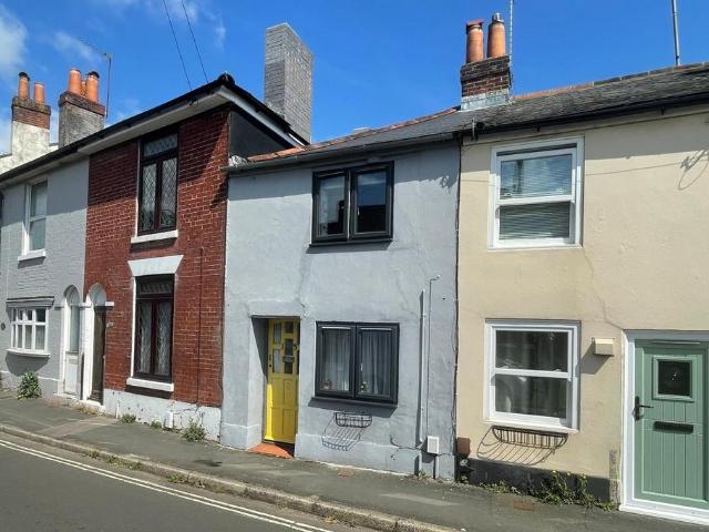 2 bedroom house for sale