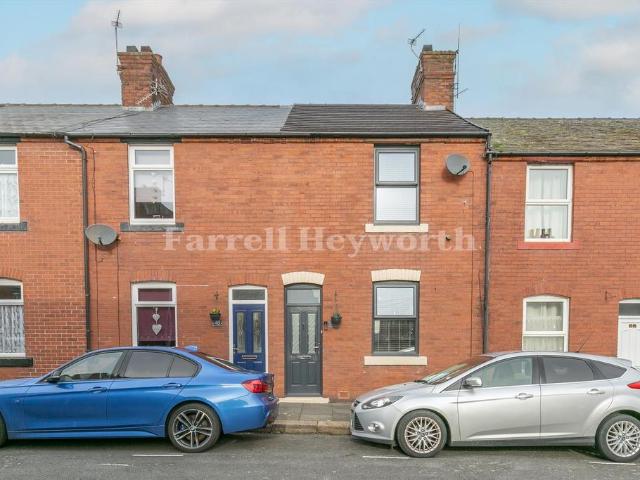 2 bedroom house for sale