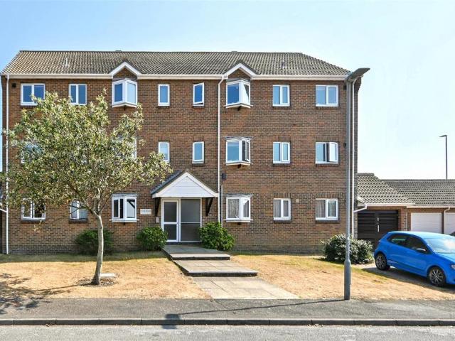 2 bedroom house for sale