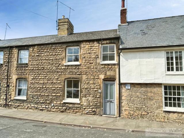 2 bedroom house for sale