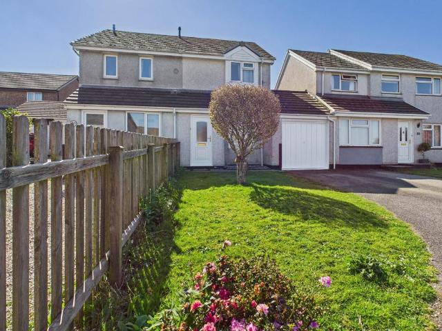 2 bedroom house for sale