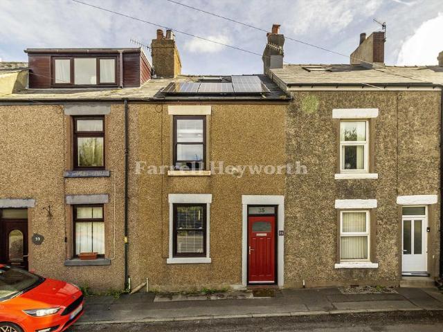 2 bedroom house for sale