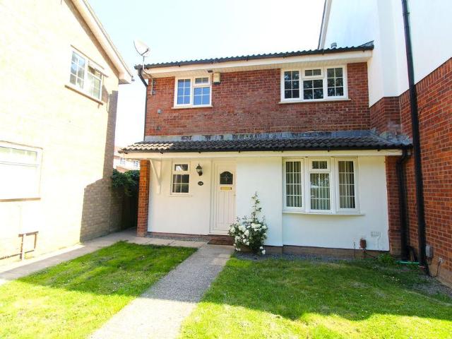 2 bedroom house for sale