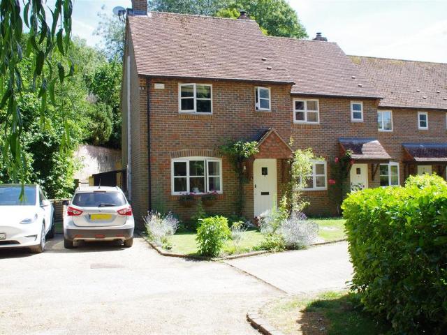 2 bedroom house for sale