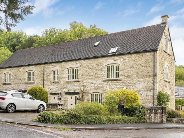 2 bedroom house for sale