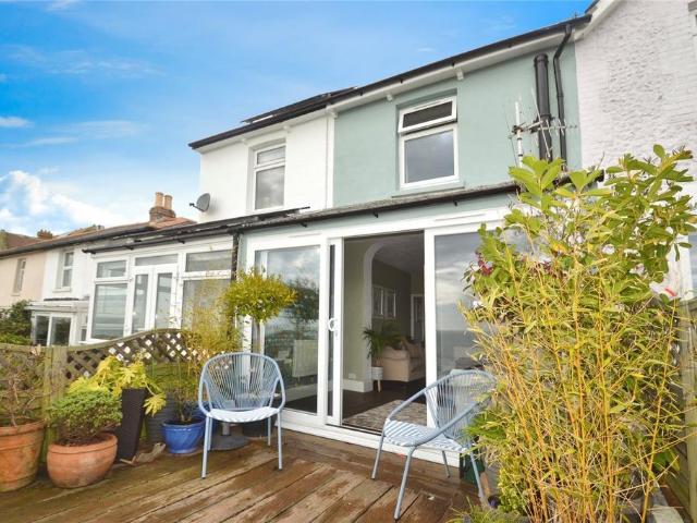 2 bedroom house for sale