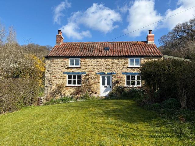 2 bedroom house for sale