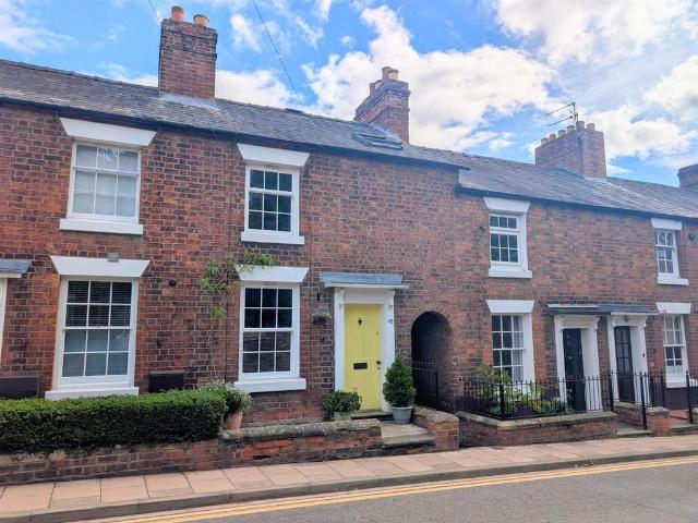2 bedroom house for sale