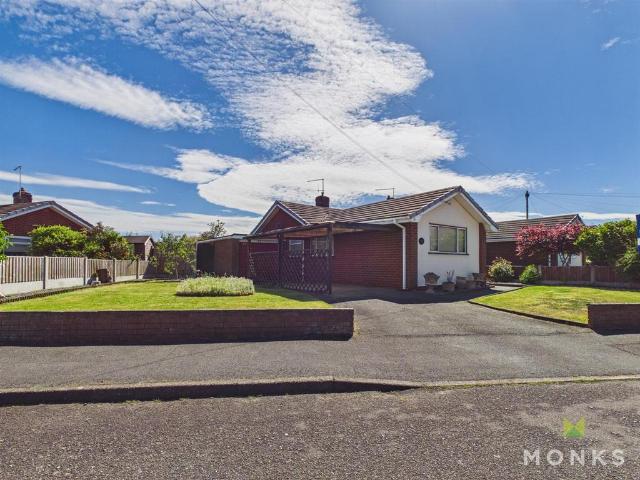2 bedroom house for sale