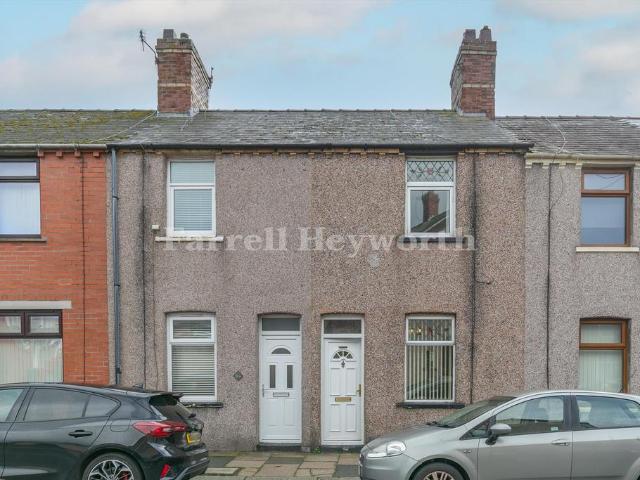 2 bedroom house for sale