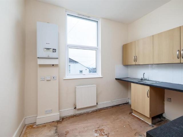 2 bedroom house for sale