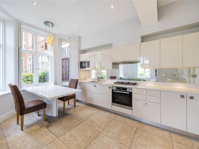 2 bedroom house for sale