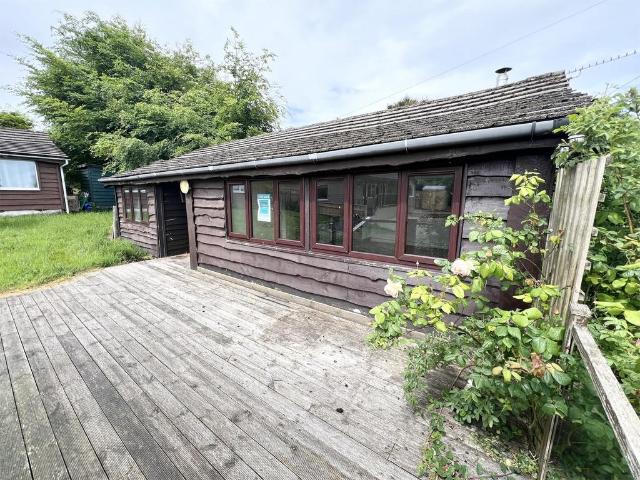 2 bedroom house for sale