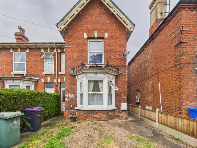 2 bedroom house for sale