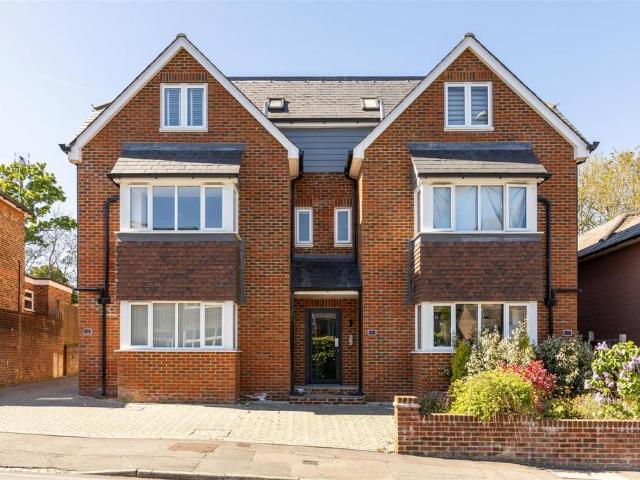 2 bedroom house for sale