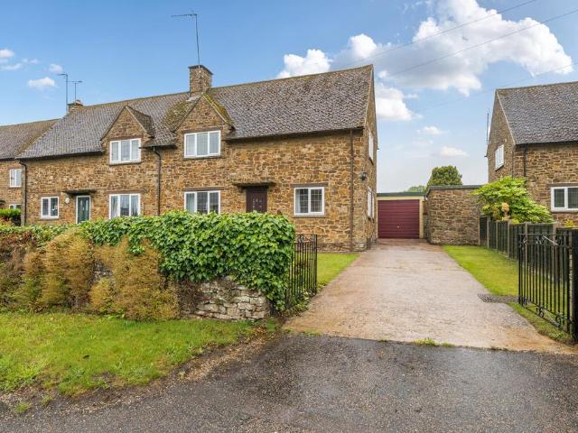 2 bedroom house for sale