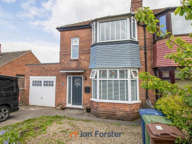 2 bedroom house for sale