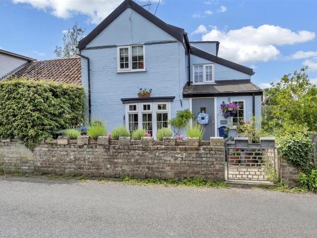 2 bedroom house for sale