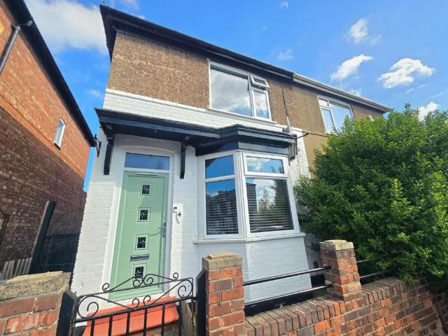 2 bedroom house for sale