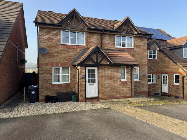 2 bedroom house for sale